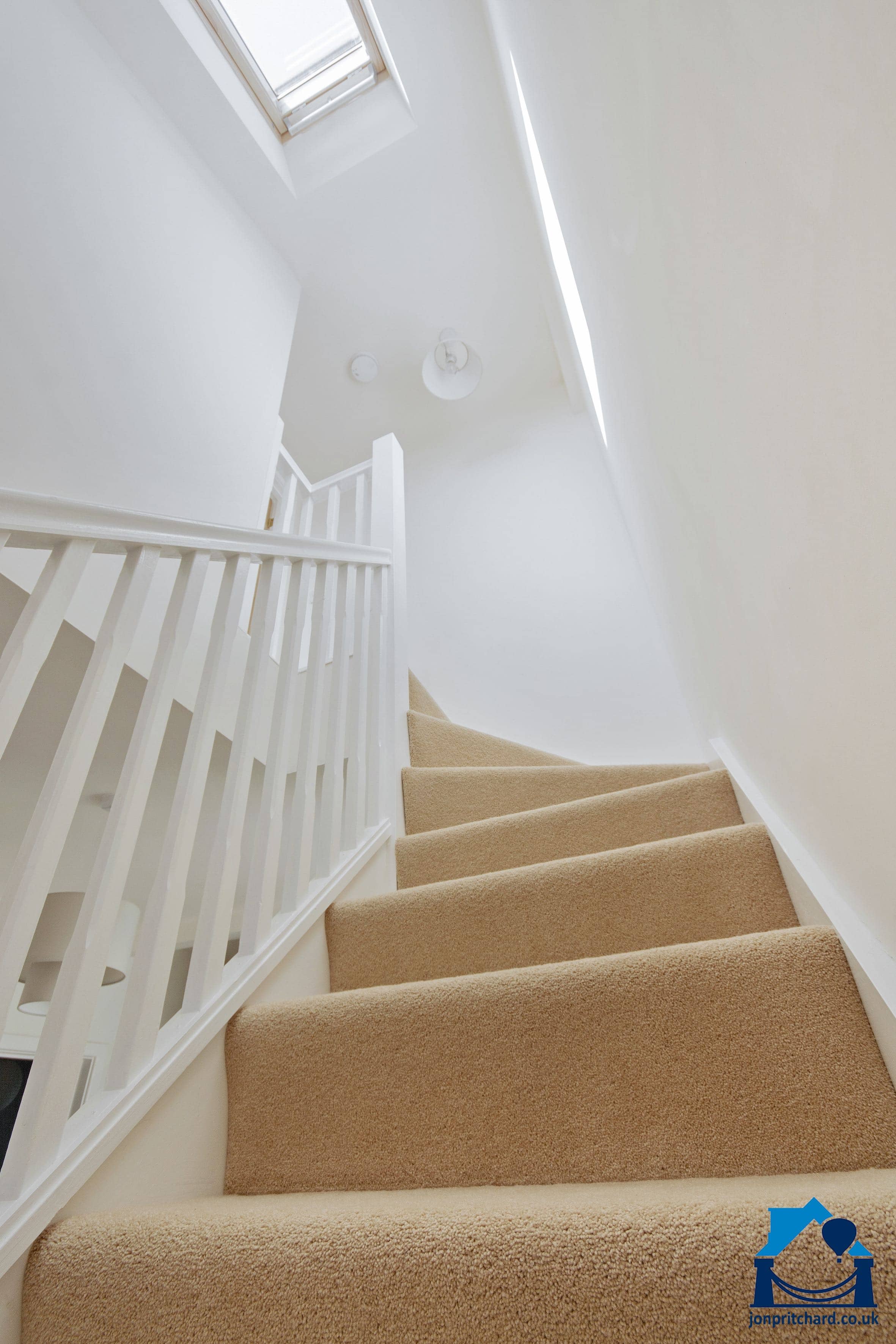 Loft conversion stairs photos | Jon Pritchard Ltd